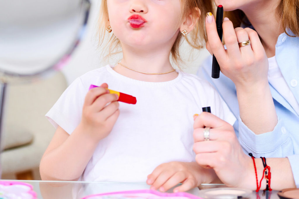 キッズコスメのおすすめを紹介！肌に優しい・落としやすいのはどれ？ - Cuugal